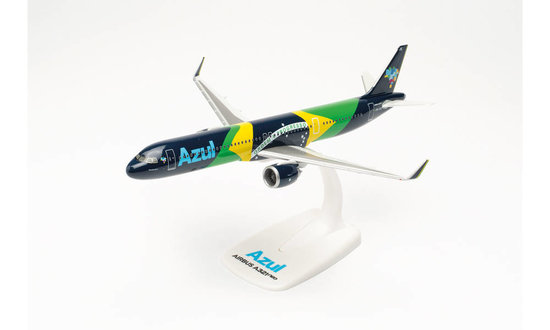 AZUL BRAZILIAN AIRLINES AIRBUS A321NEO “BRAZILIAN FLAG LIVERY ...