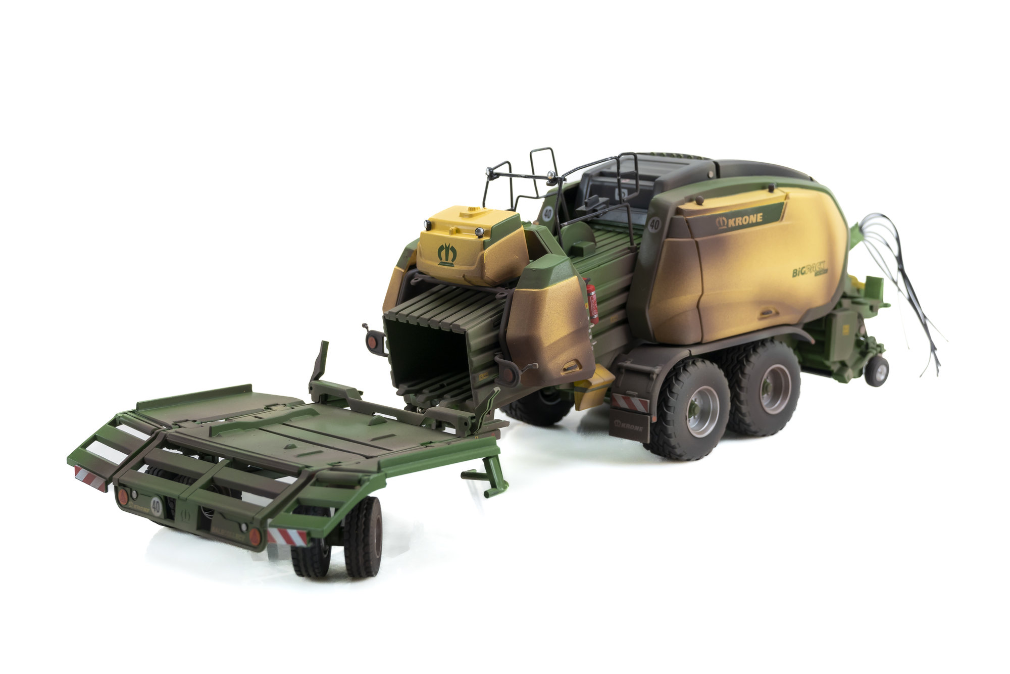 Krone Big Pack 1290 HDP VC with bale trailer "Dirty Edition ...