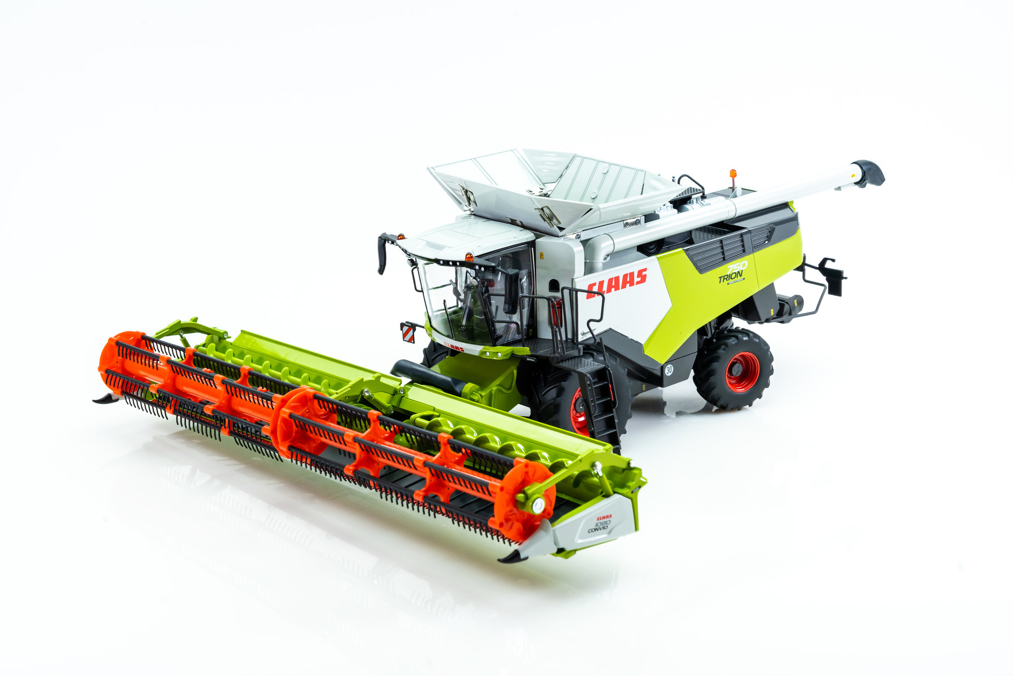 Claas TRION 750 MONTANA + CONVIO 1080 FLEX | Modelsnavigator.com