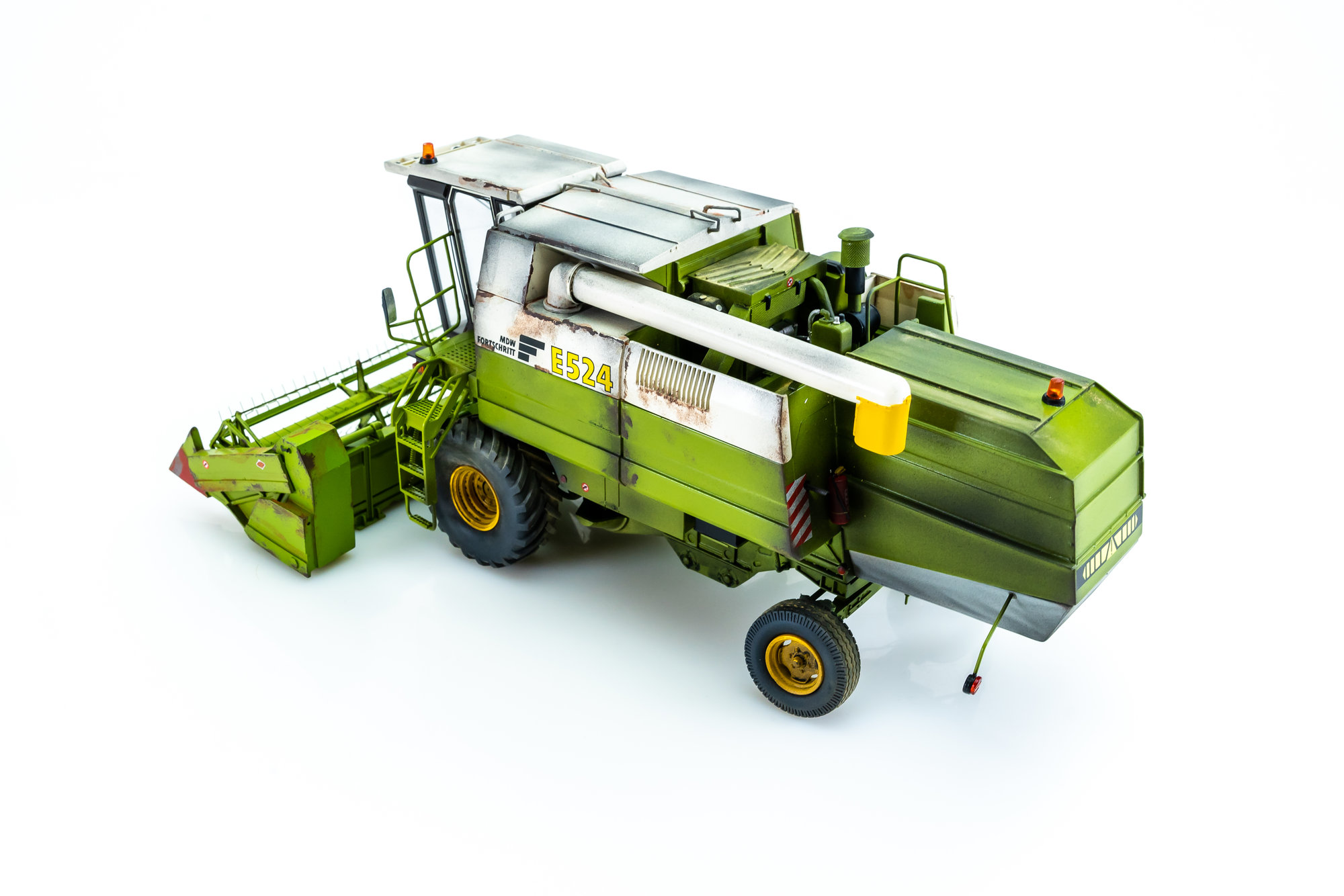 Fortschritt E524 MDW number 256 "rusty version" | Modelsnavigator.com