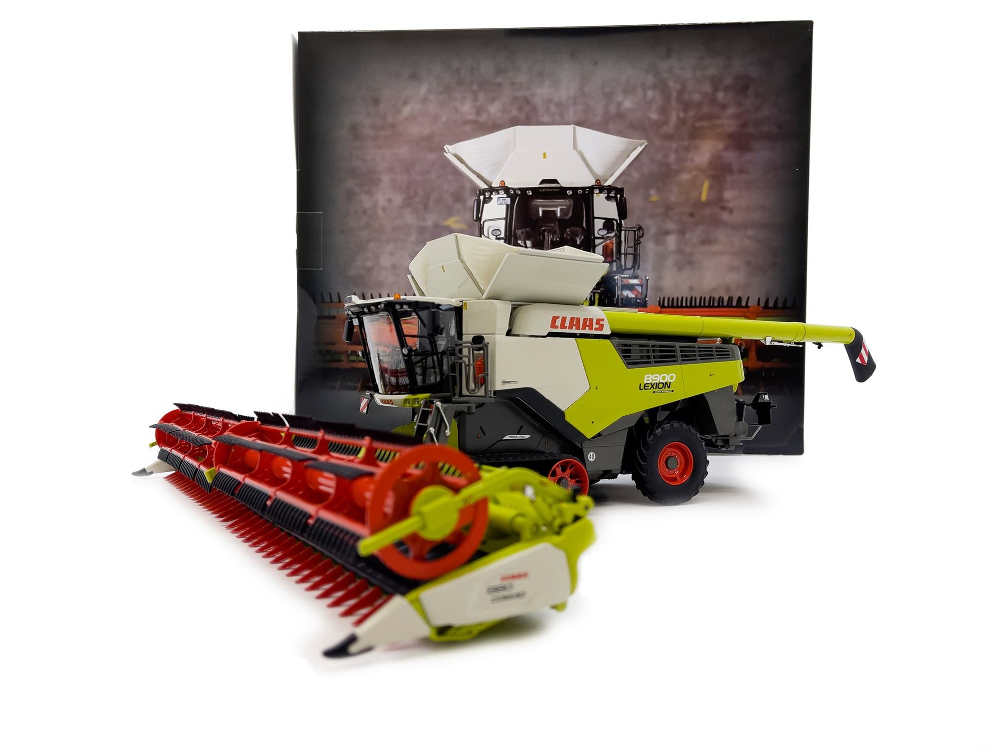 Claas Lexion 8900TT + Convio 1380 | Modelsnavigator.com