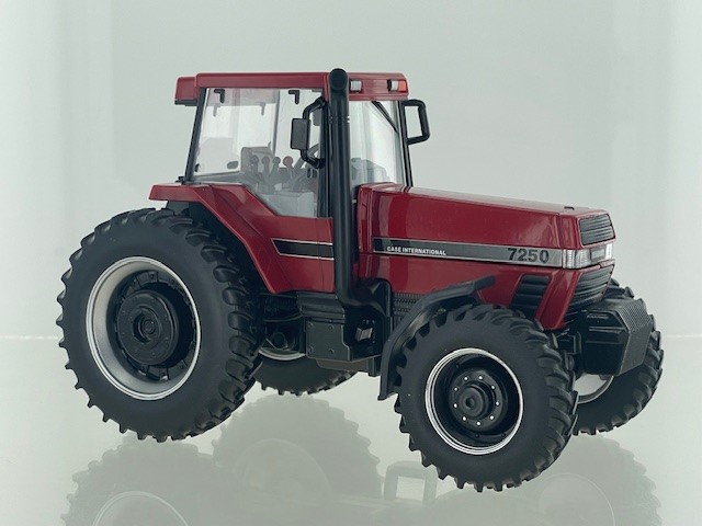 Case IH Magnum 7250 | Modelsnavigator.com