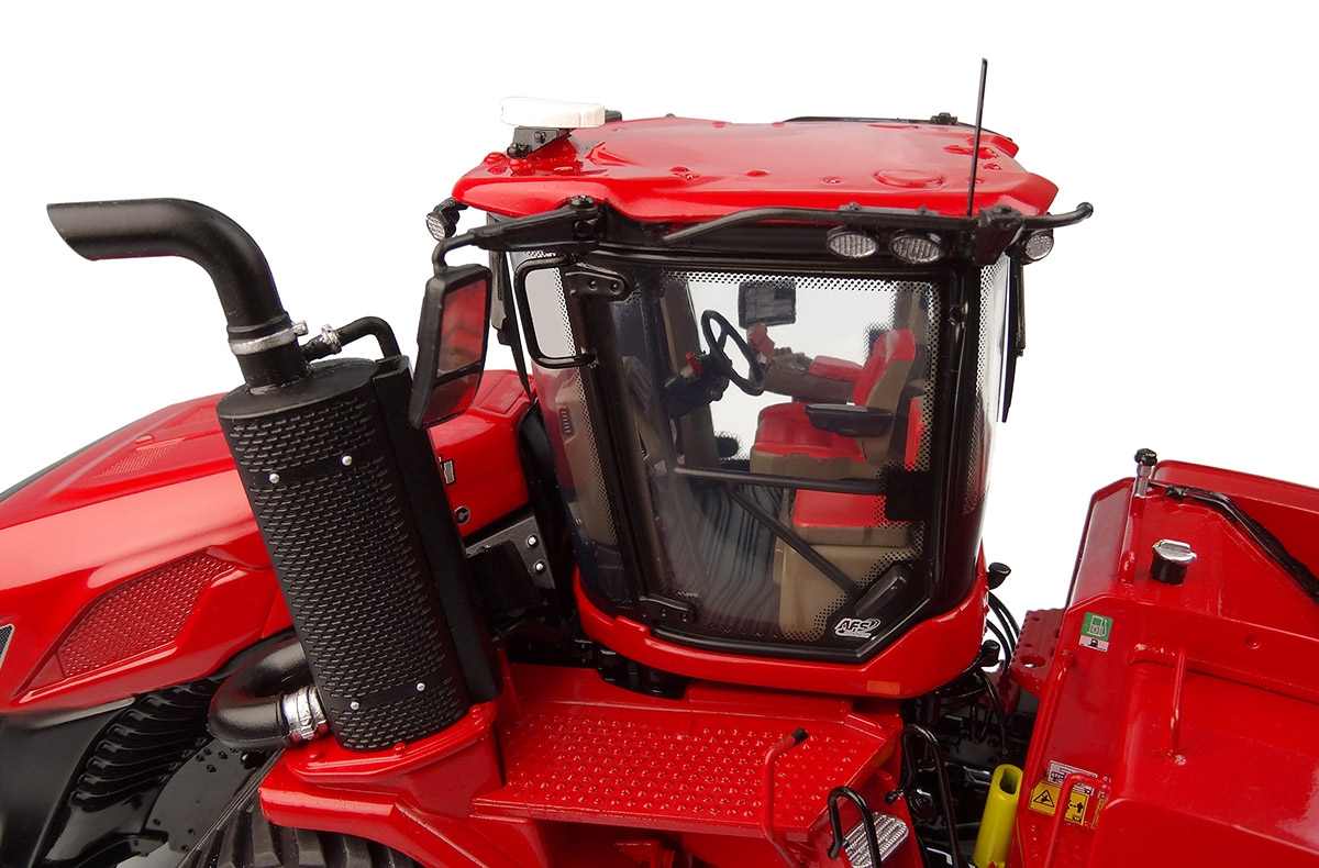 Case IH Quadtrac 715 | Modelsnavigator.com
