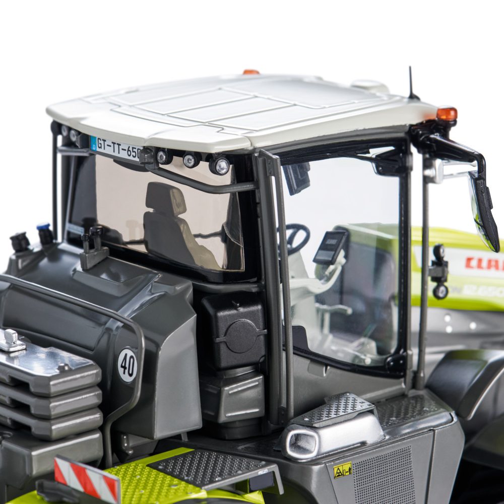 Claas XERION 12.650 TERRA TRAC "XERION drawing" | Modelsnavigator.com