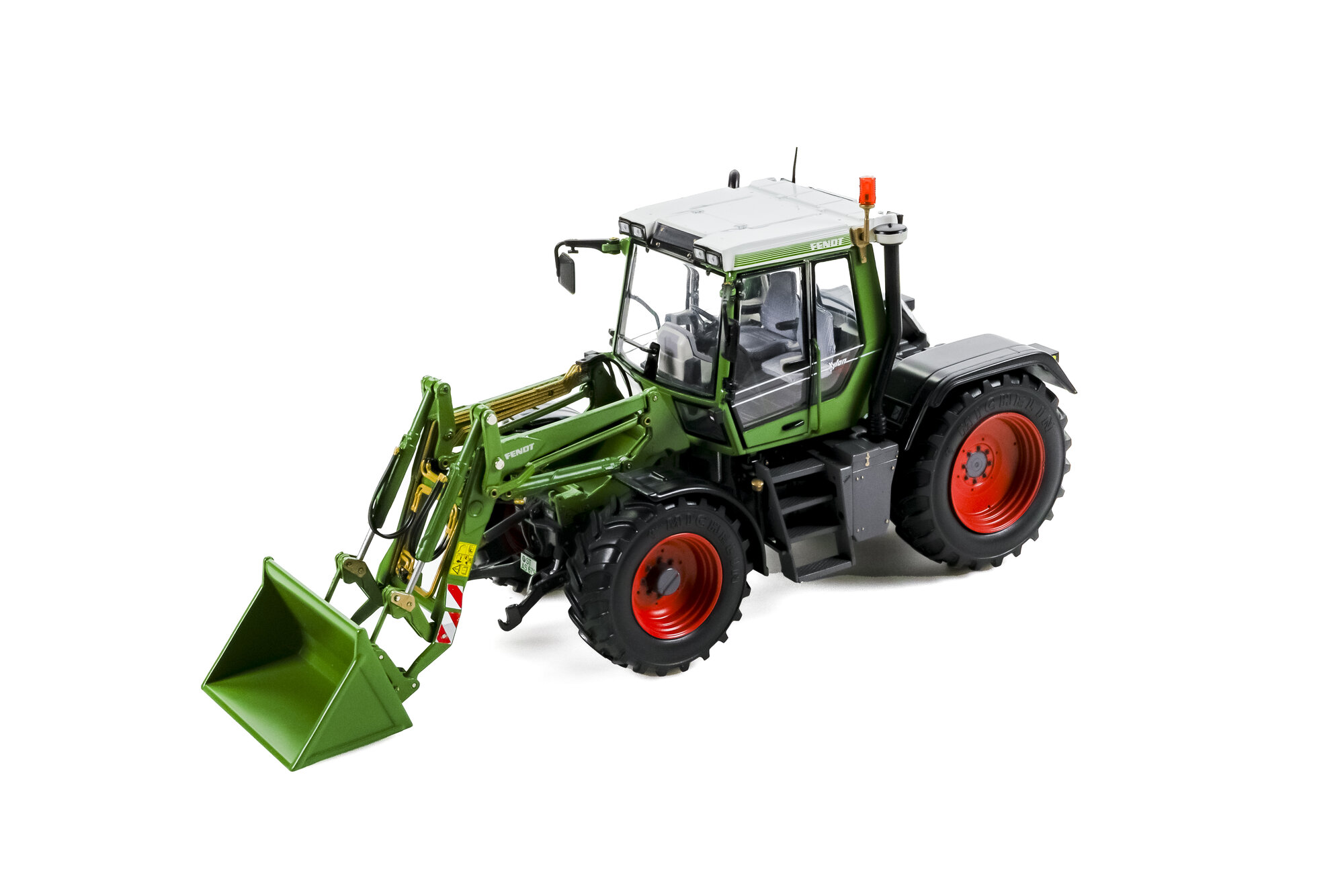 FENDT Xylon 524 with front loader | Modelsnavigator.com