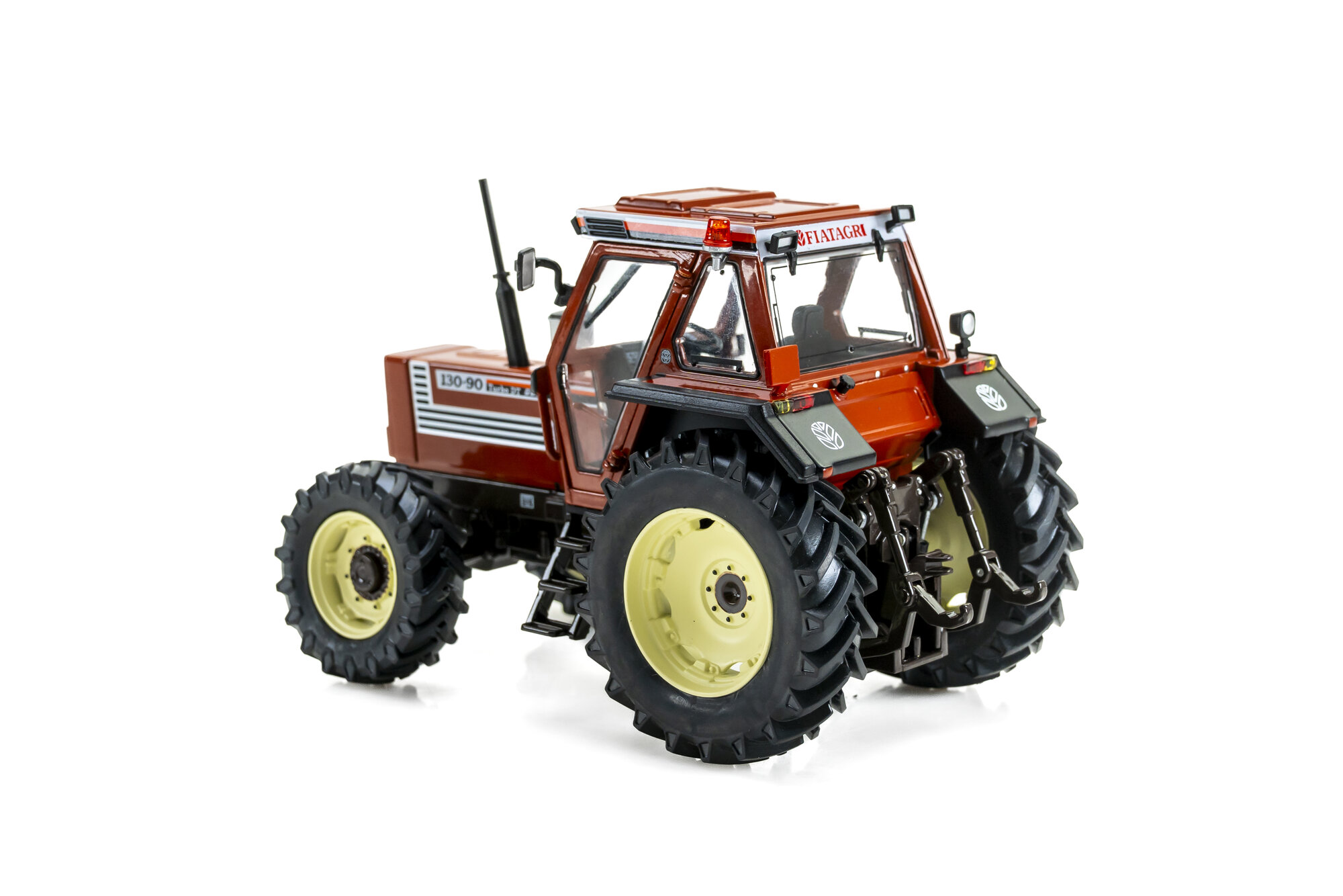 FIAT 130-90 DT 4-wheel drive | Modelsnavigator.com
