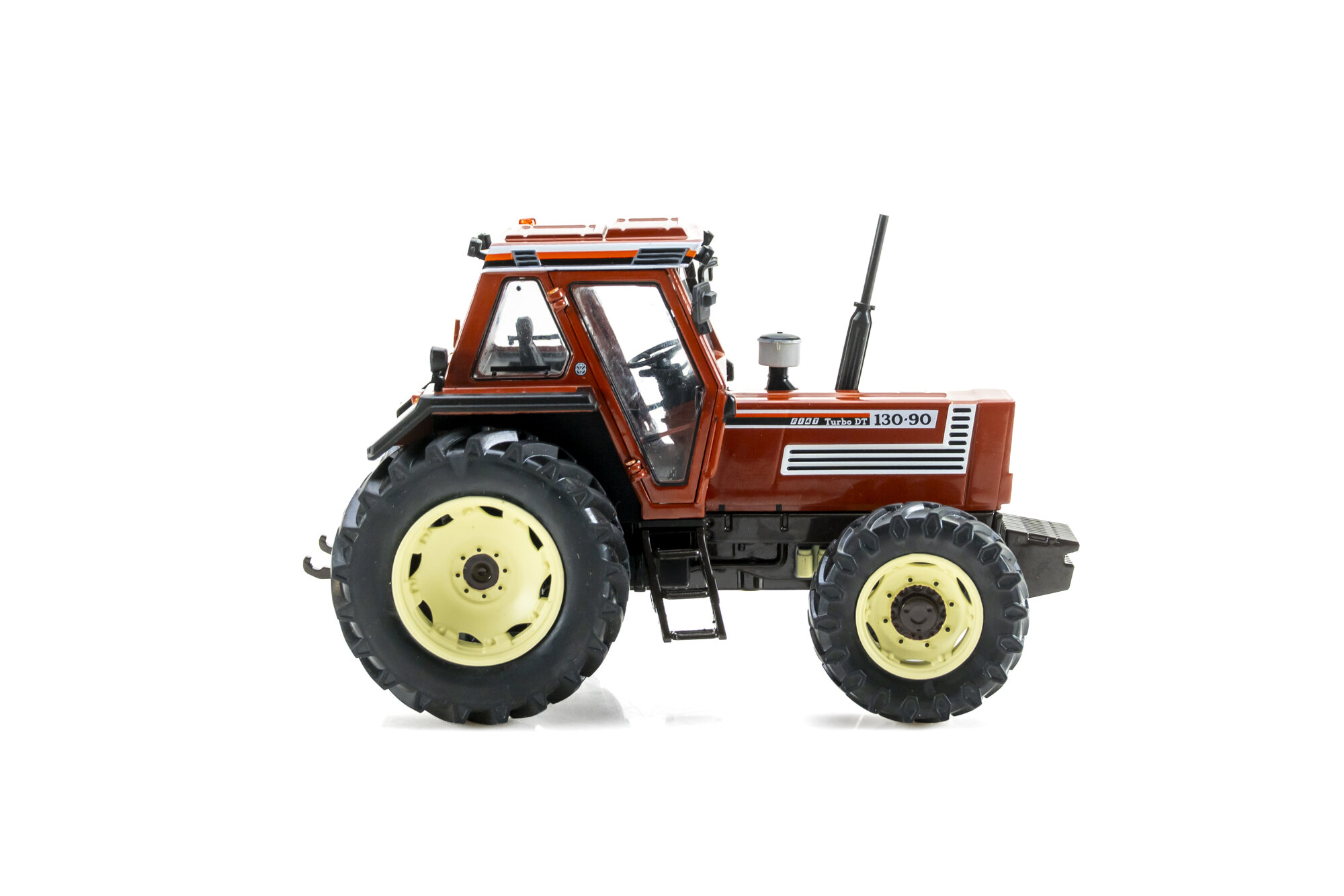 FIAT 130-90 DT 4-wheel drive | Modelsnavigator.com