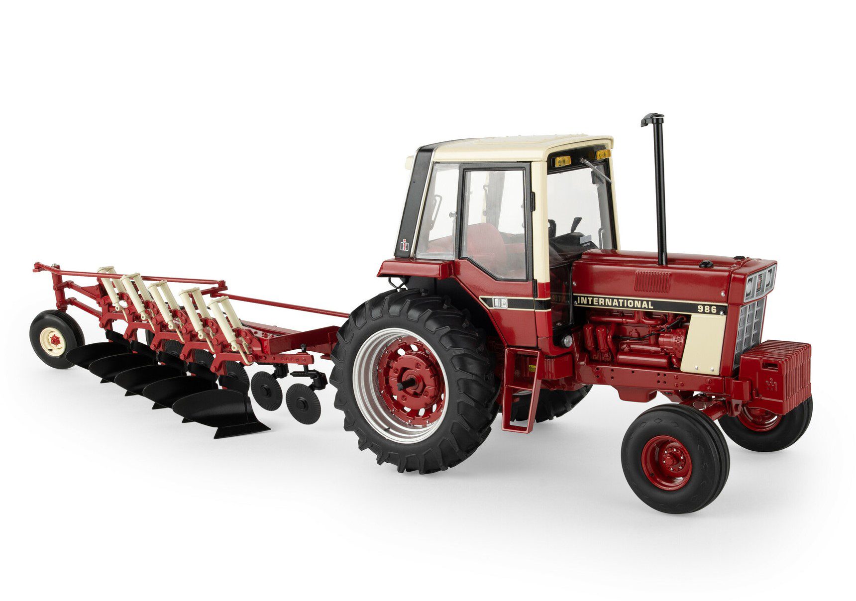 IH 986 with Cab with 720 Plough Precision Series | Modelsnavigator.com