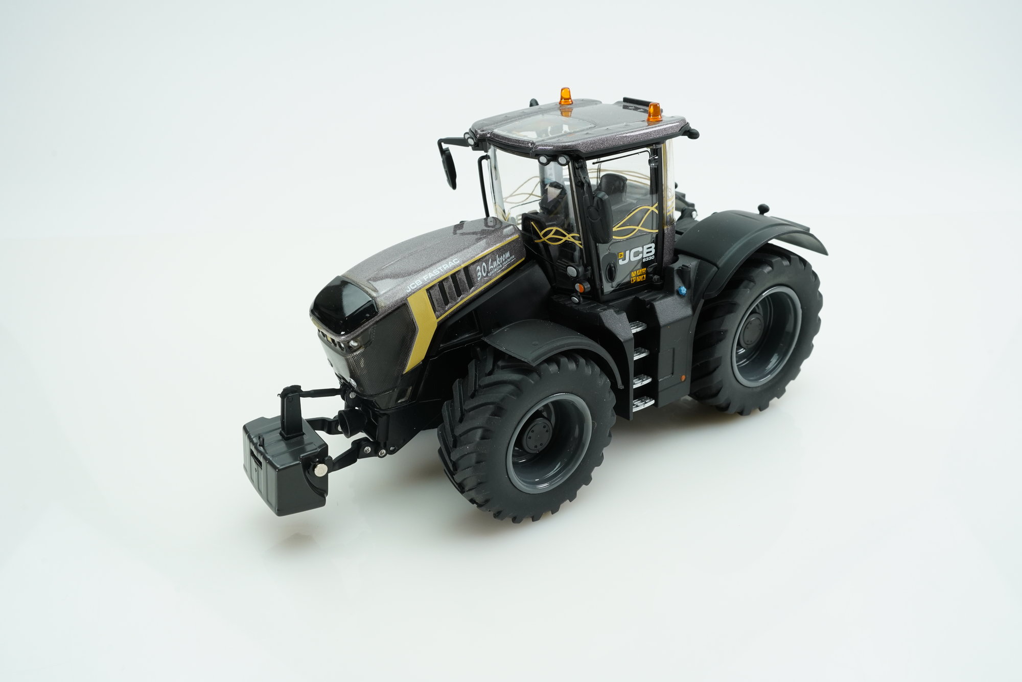 JCB Fastrac "30 years - Lukrom" | Modelsnavigator.com