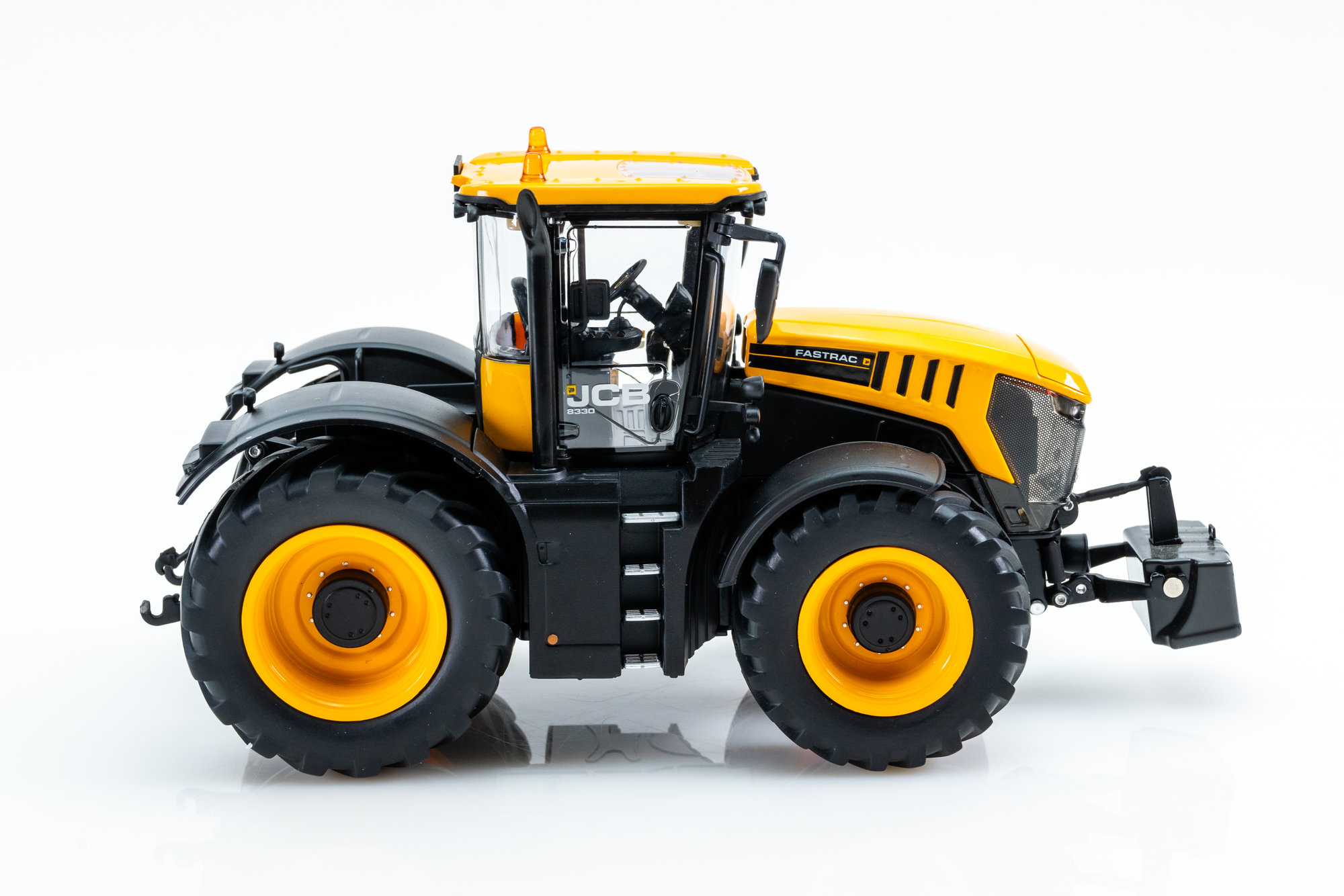 JCB Fastrac 8330 Premium serie | Modelsnavigator.com