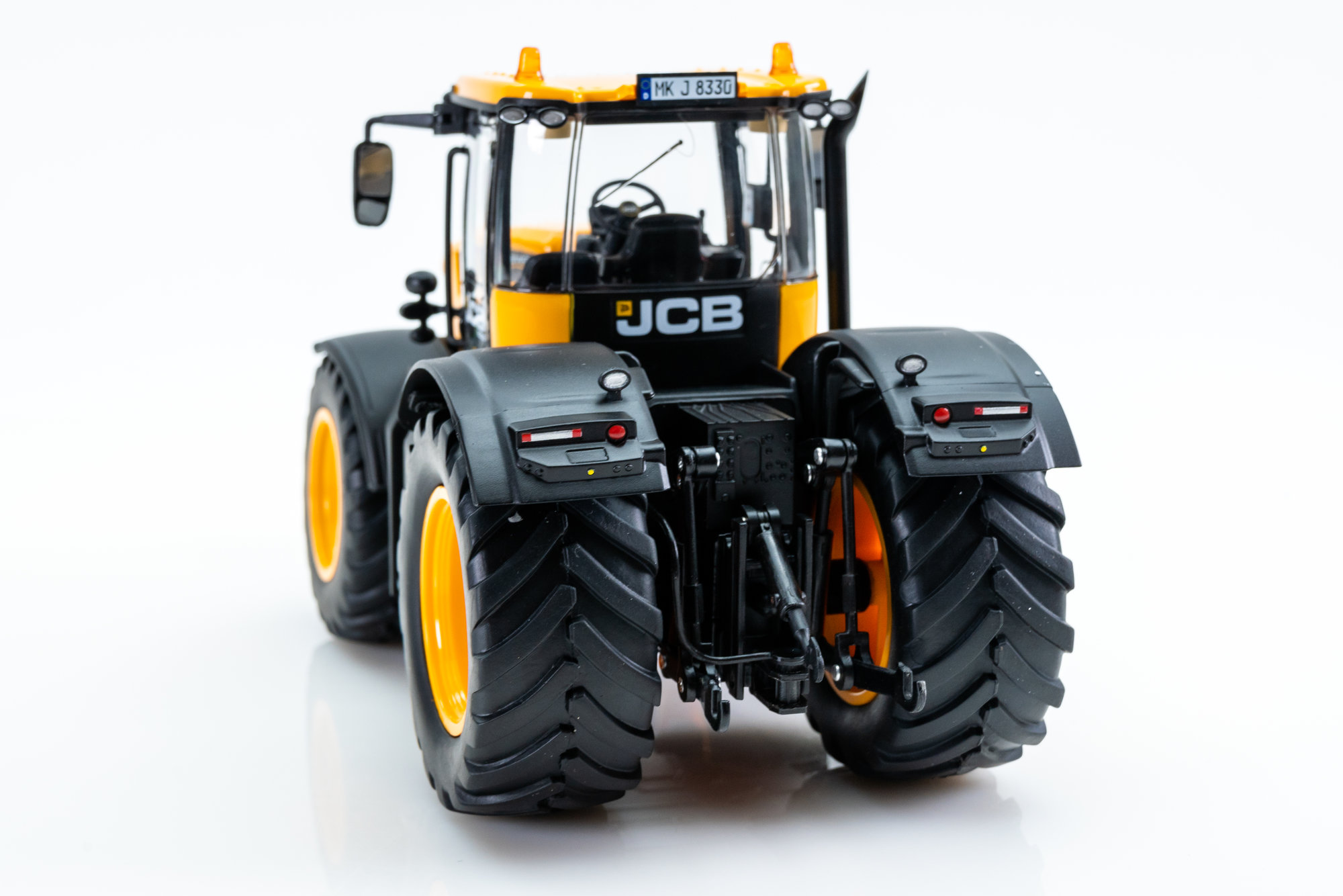 JCB Fastrac 8330 Premium serie | Modelsnavigator.com