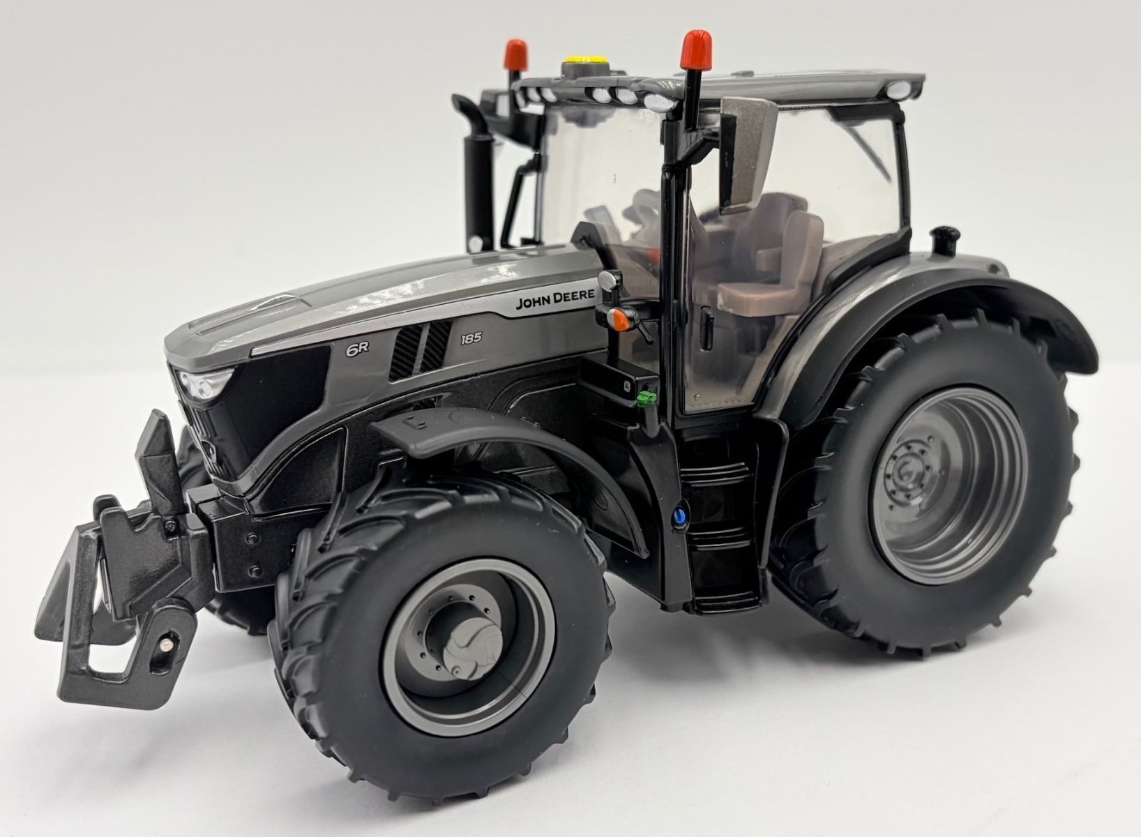 JOHN DEERE 6R 185 - AGRITECHNICA 2025 | Modelsnavigator.com
