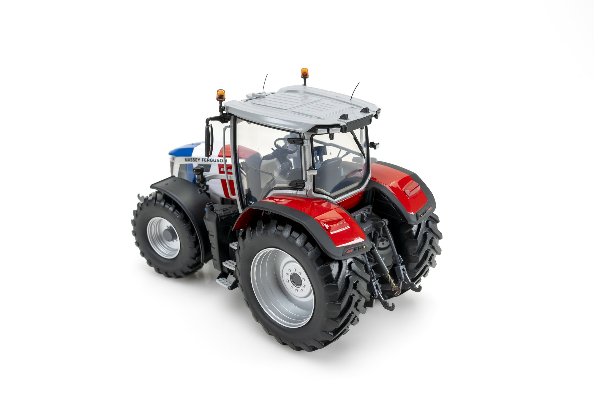 Massey Ferguson 8S.225 Massey Ferguson 8S.225