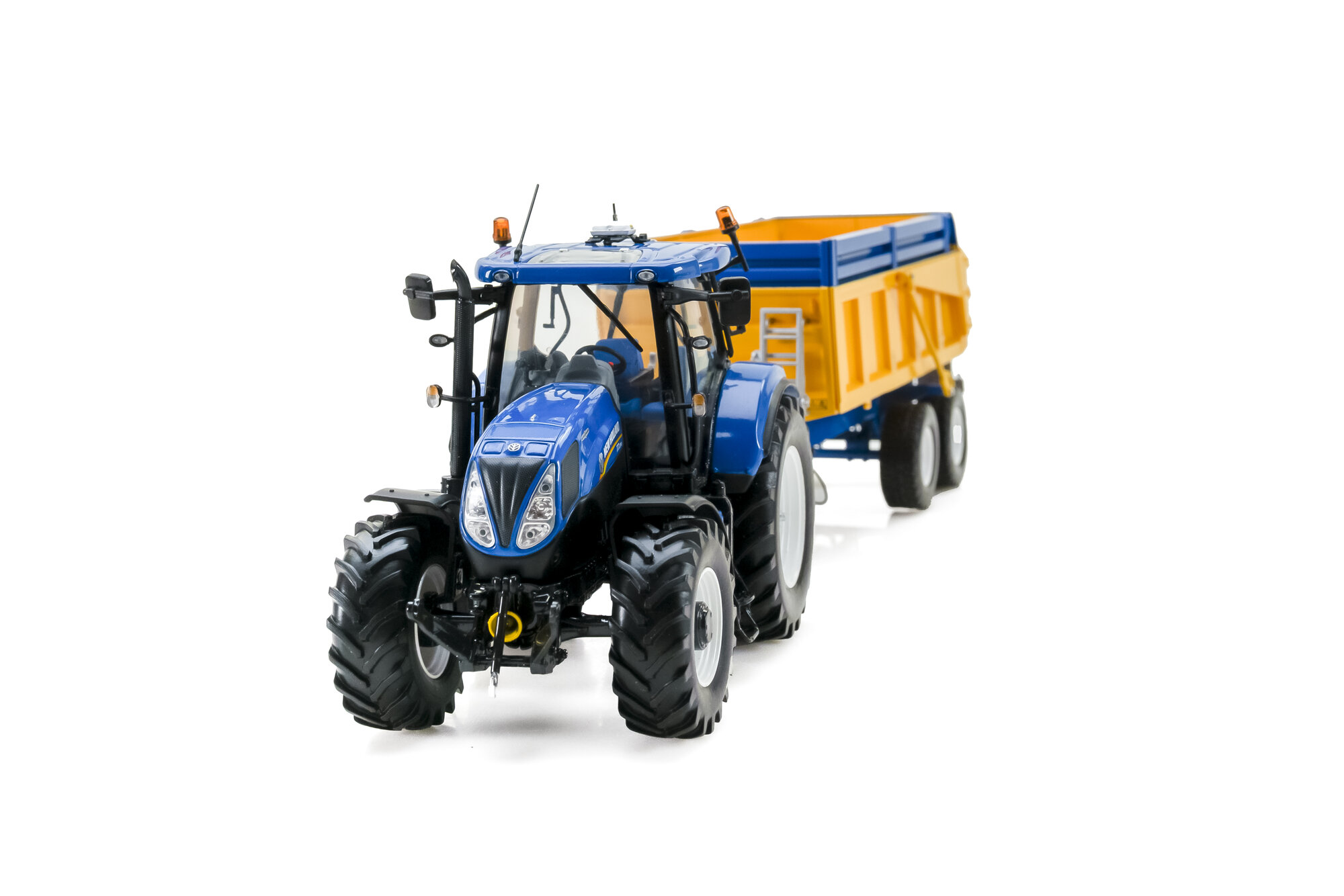 NEW HOLLAND T7.210 with trailer | Modelsnavigator.com