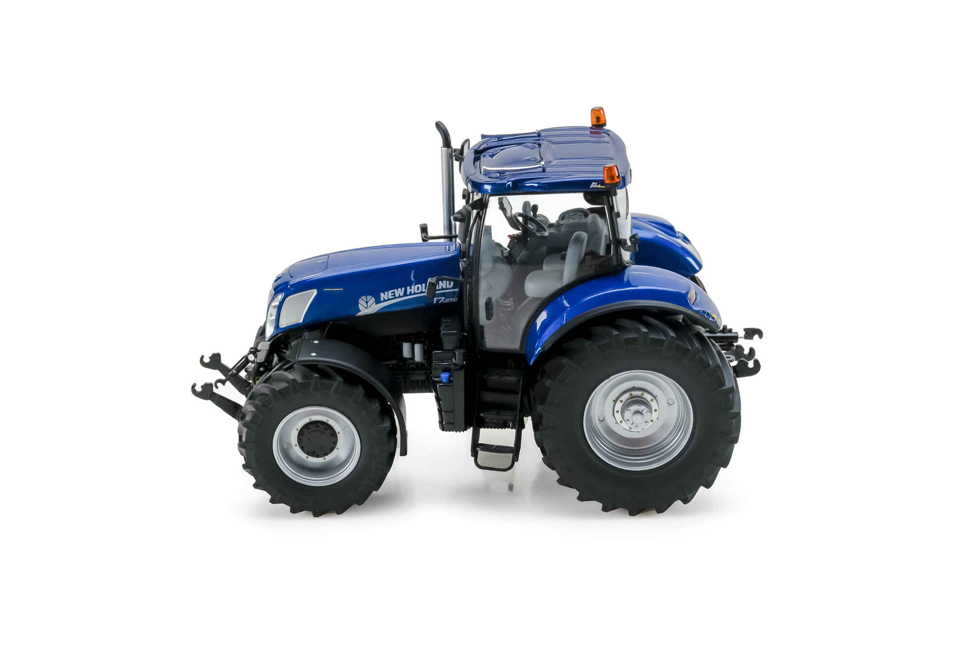 New Holland T7.270 AC Blue Power - Limited Edition | Modelsnavigator.com