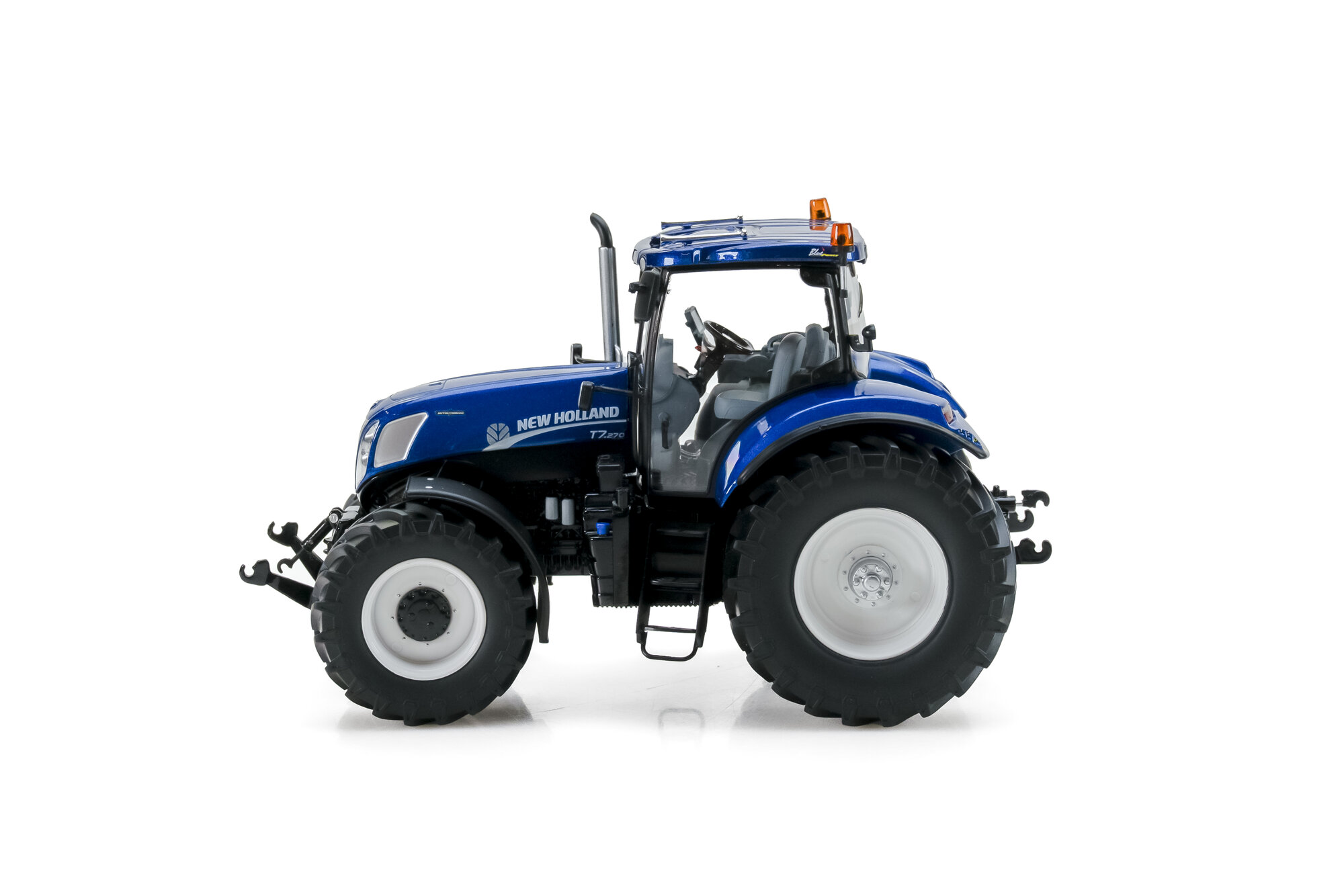 New Holland T7.270 AutoCommand Blue Power | Modelsnavigator.com