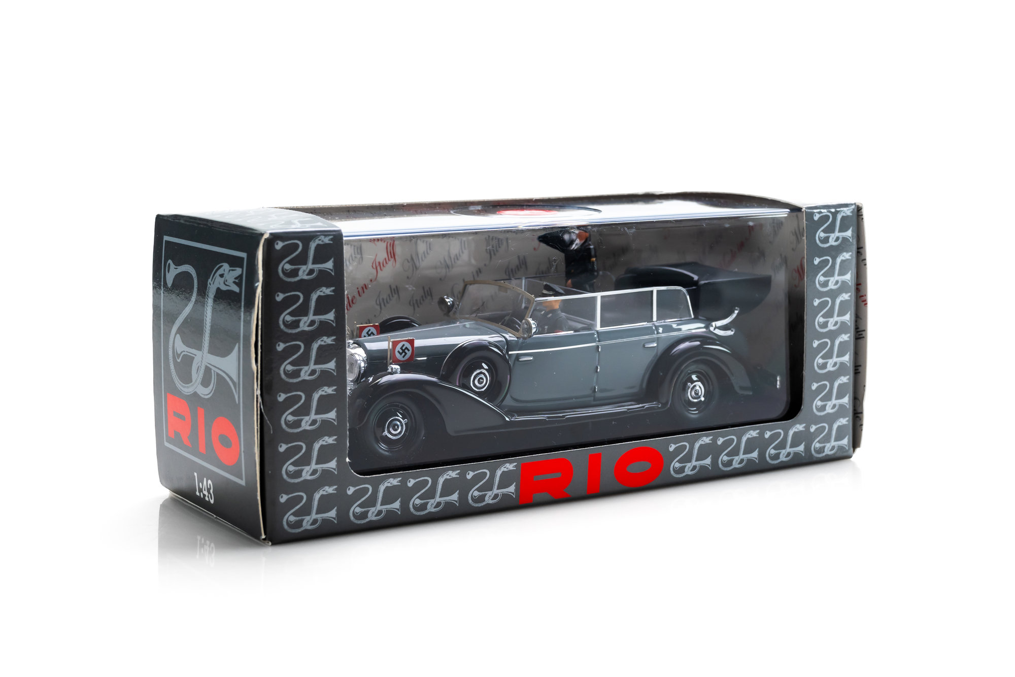 MERCEDES BENZ - 770K CABRIOLET OPEN 1942 WITH HITLER AND DRIVER FIGURES ...