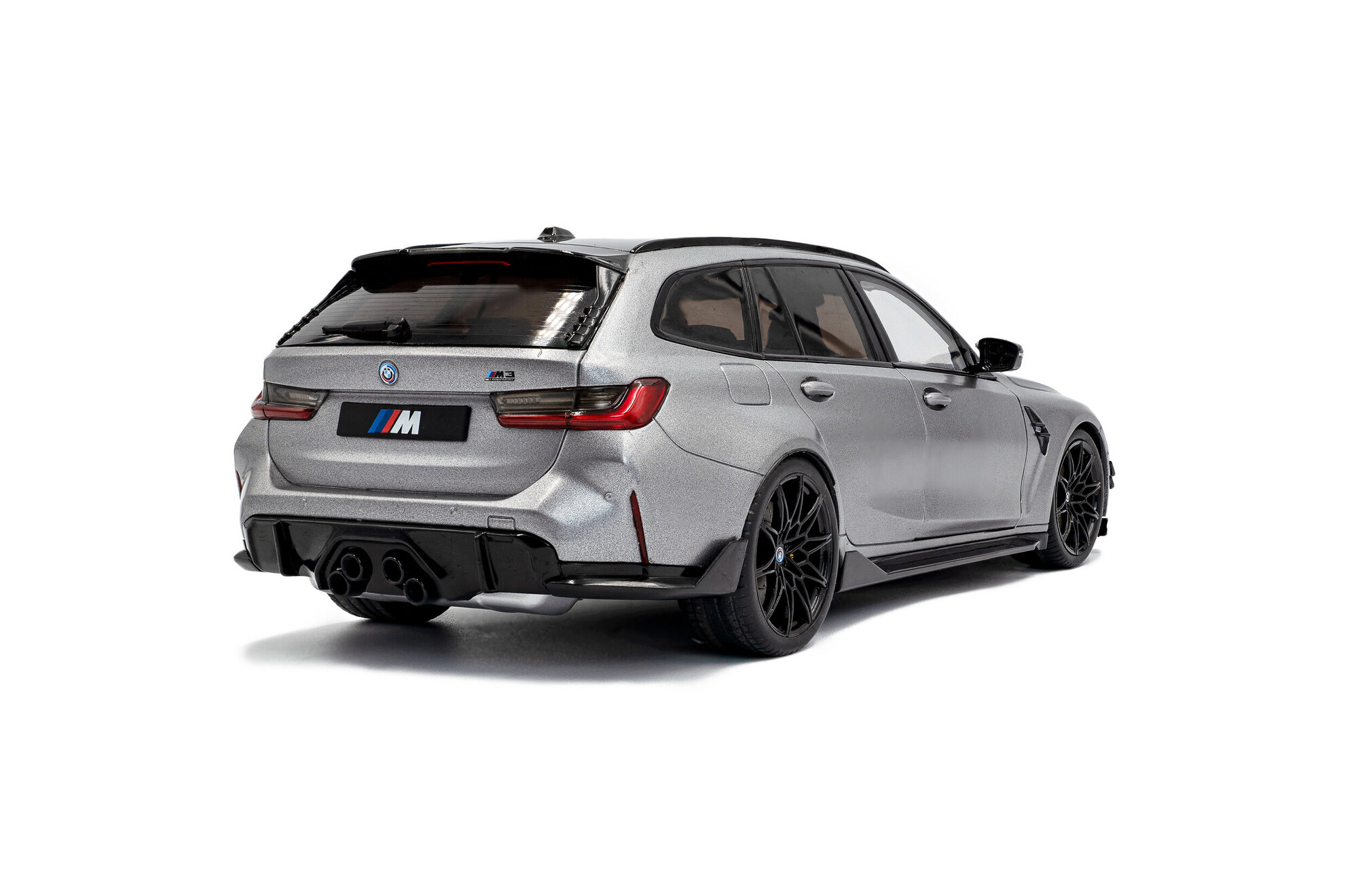 BMW M3 Touring Frozen Pure Grey Metallic – 2024 | Modelsnavigator.com
