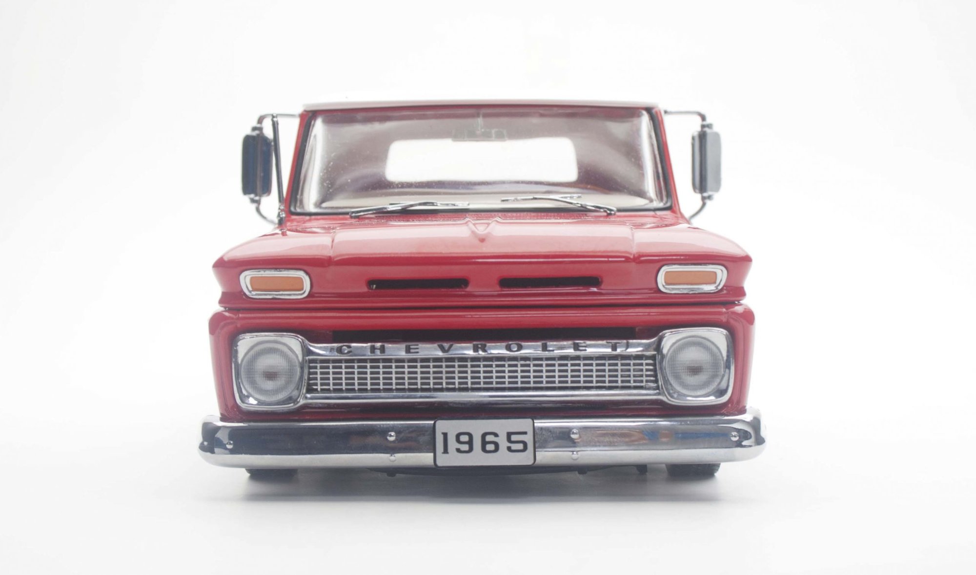 Chevrolet C-10 Stepside Pick Up Low Rider, red, 1965 | Modelsnavigator.com
