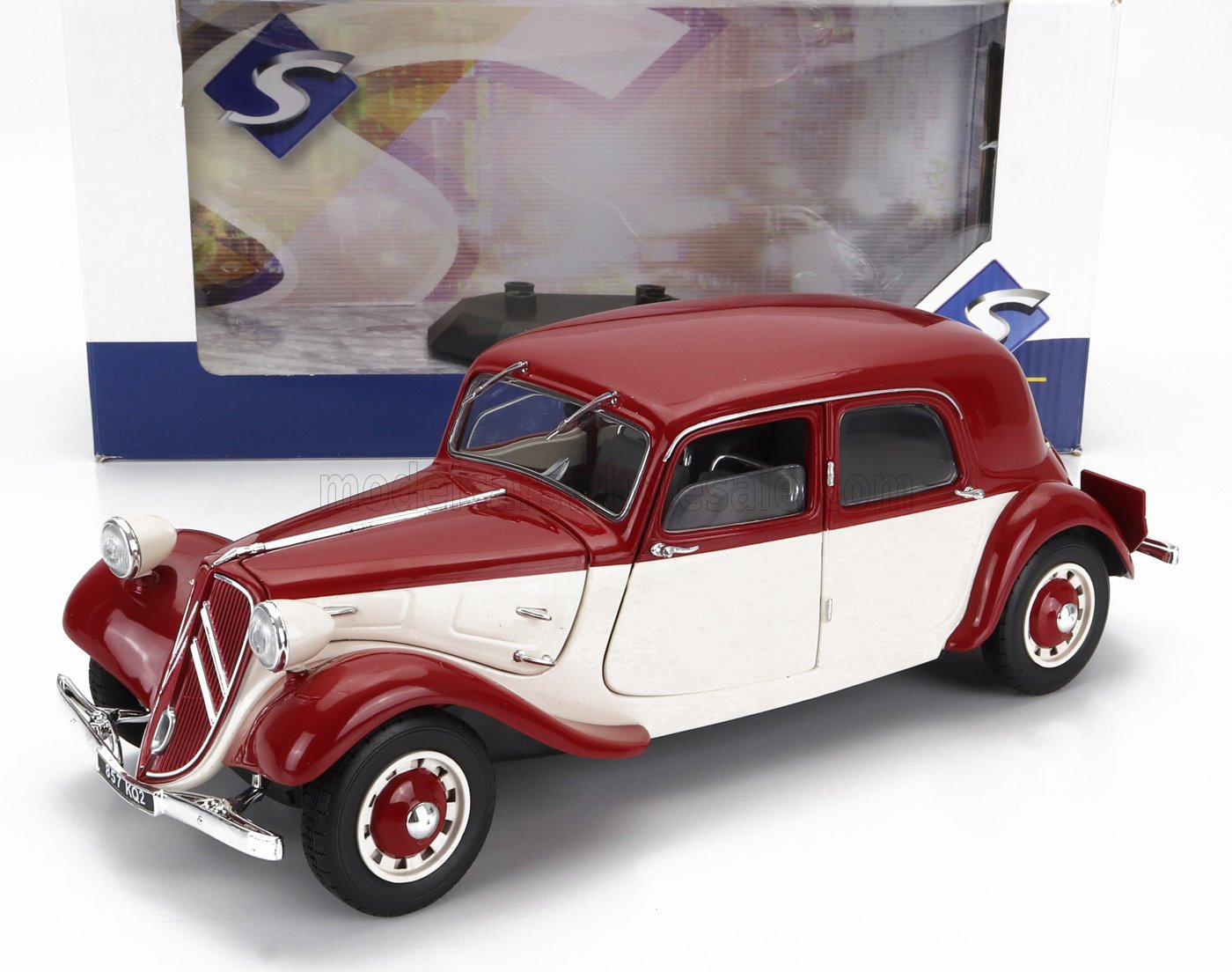 CITROEN 11CV TRACTION, 1937 | Modelsnavigator.com