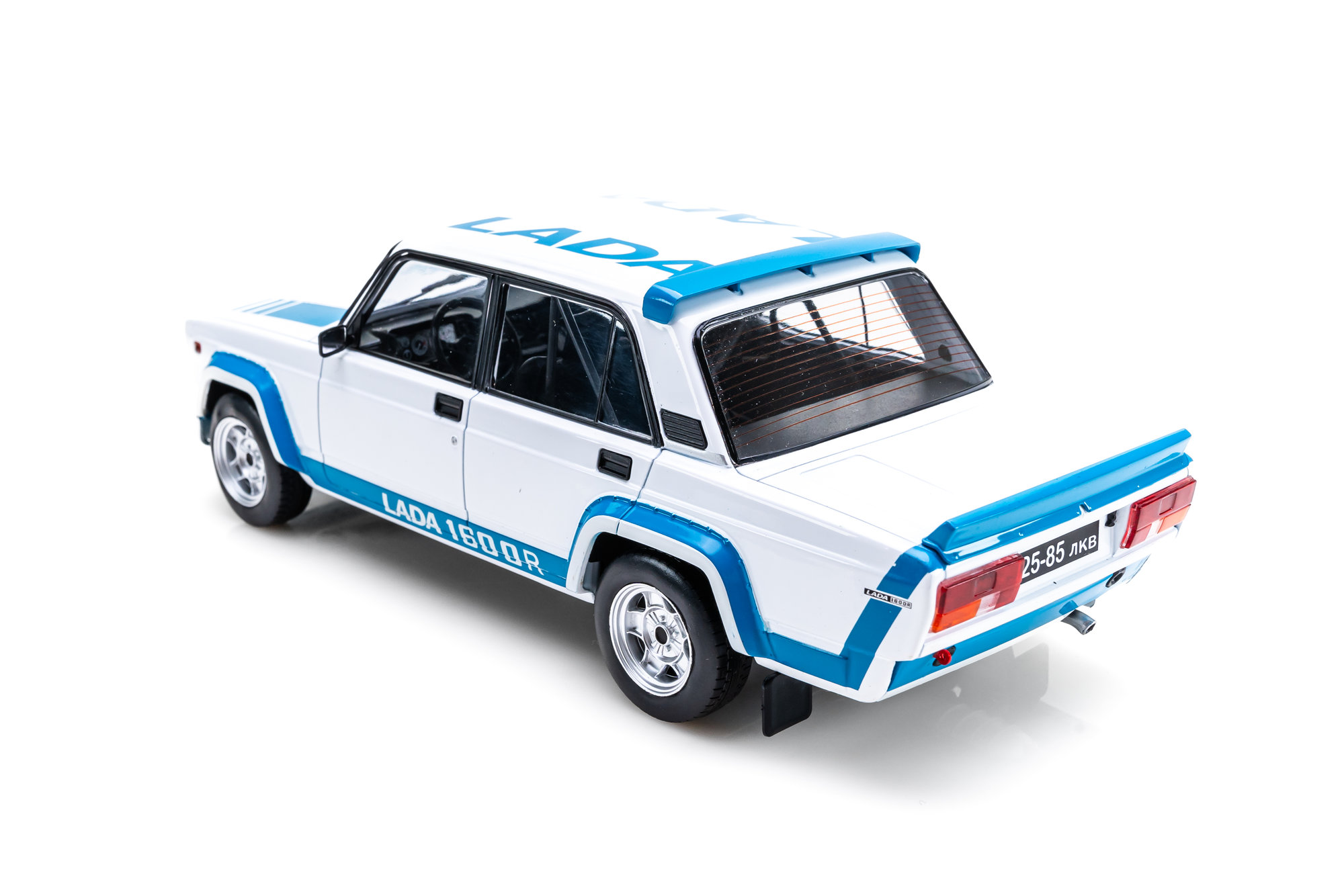 Lada 2105 VFTS, white, 1983 | Modelsnavigator.com