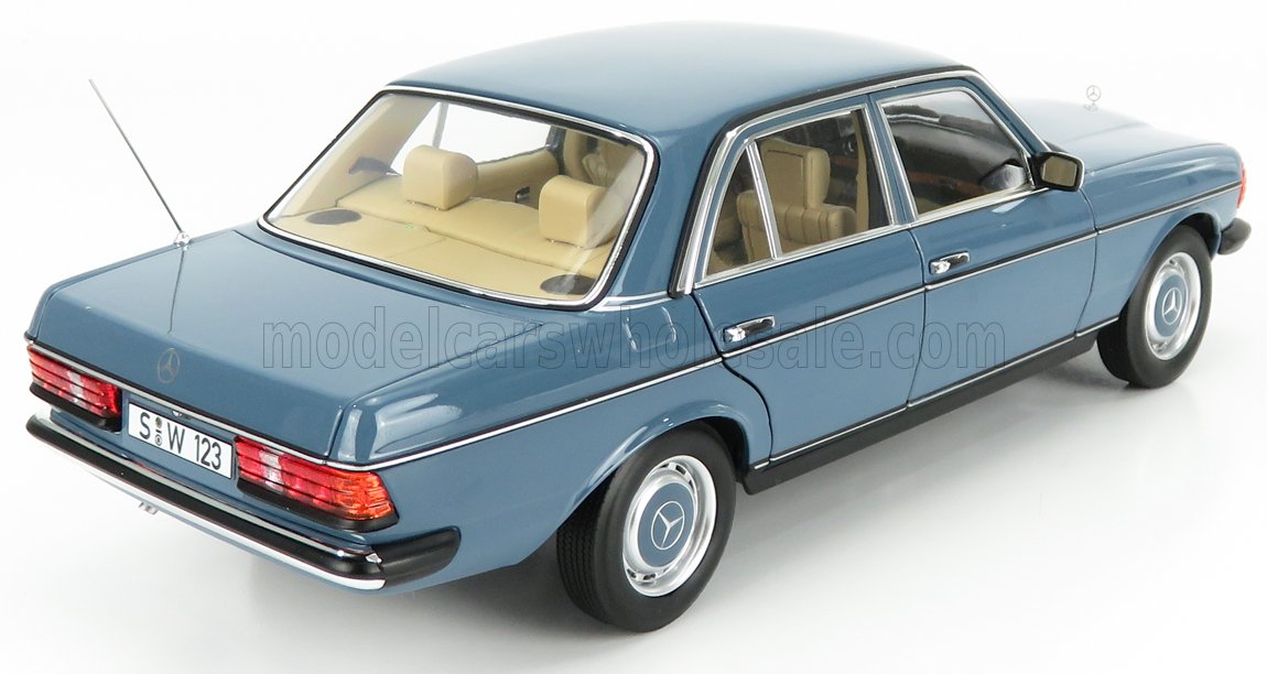 MERCEDES BENZ E CLASS 200 W123 1980 China blue