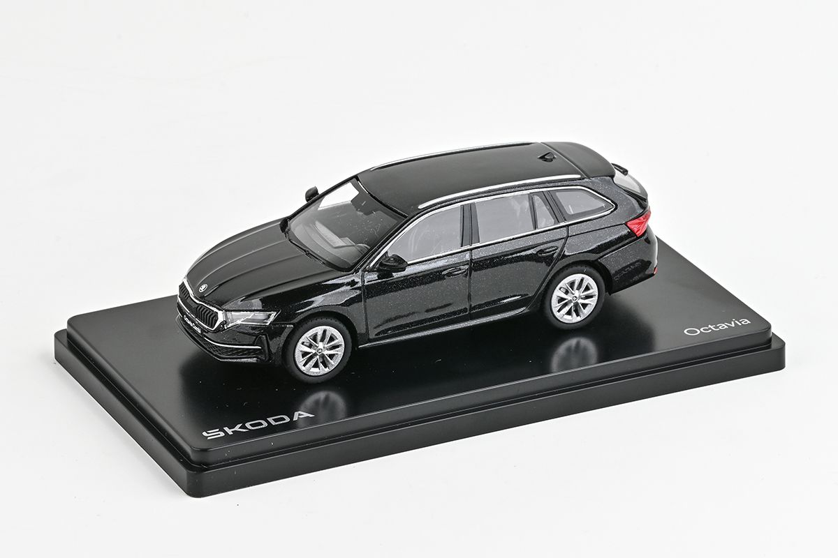 Škoda Octavia IV FL Combi | Modelsnavigator.com