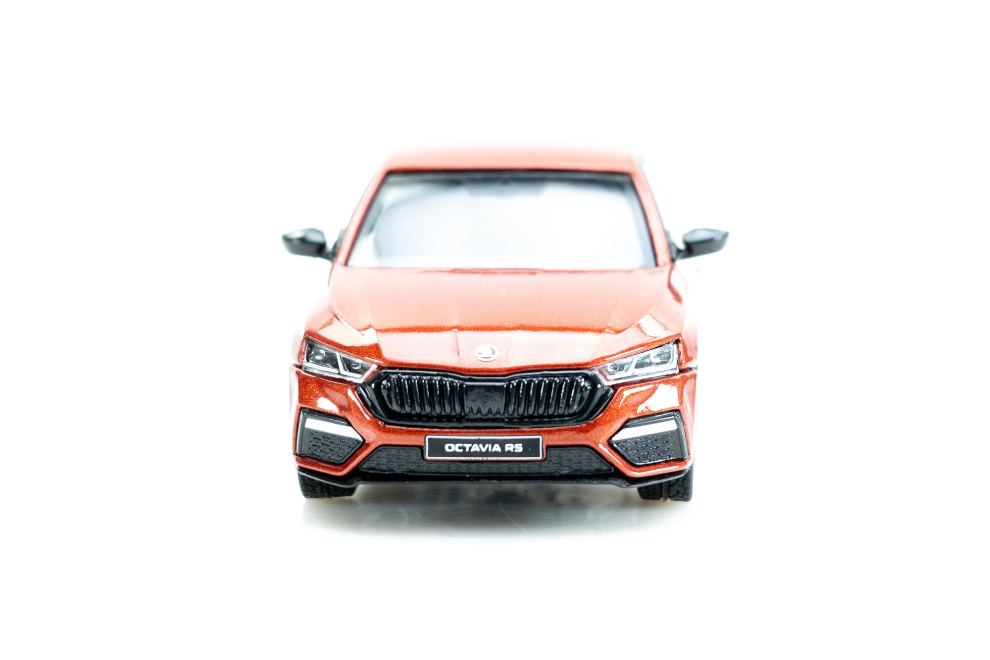 Skoda Octavia IV RS (2020) - Red Cinnamon Metallic | Modelsnavigator.com