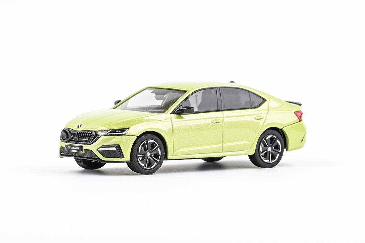 Skoda Octavia IV RS (2020) - Green Pistachio Metallic | Modelsnavigator.com