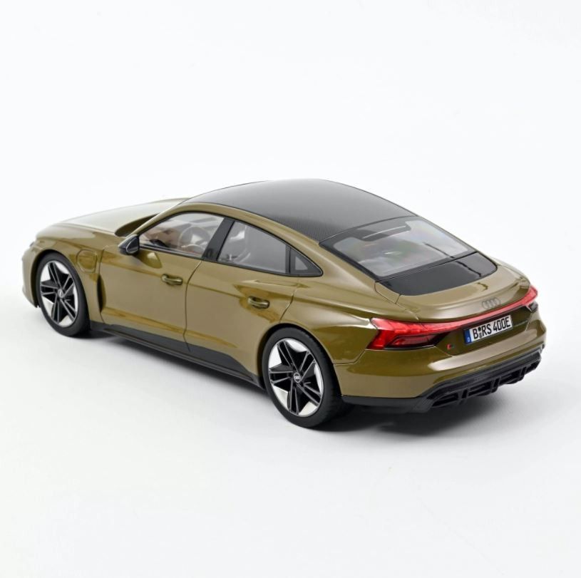 Audi RS e-tron GT, metallic-green, 2022 | Modelsnavigator.com