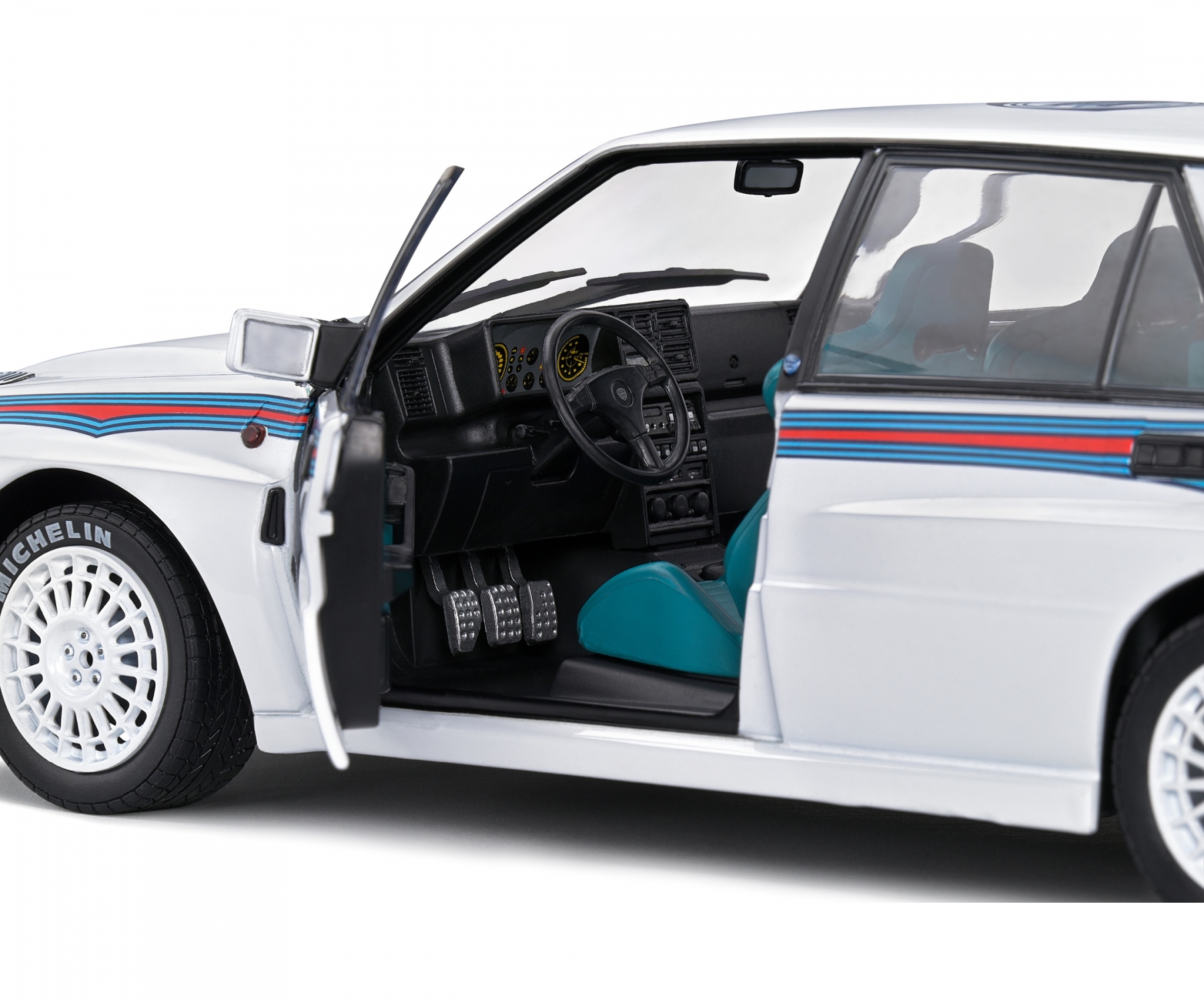 LANCIA - DELTA HF INTEGRALE EVO 1 MARTINI 6 1992 | Modelsnavigator.com