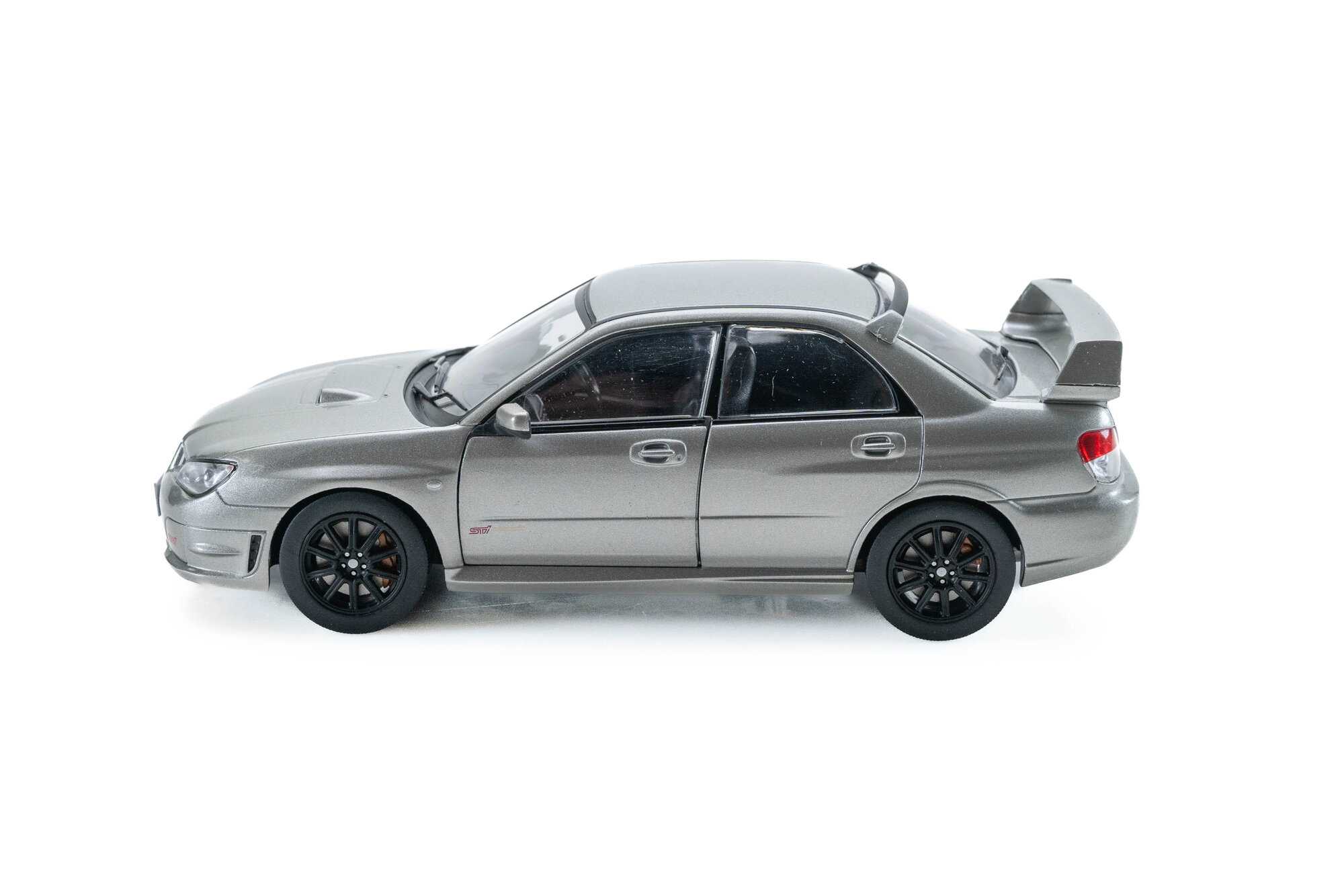 Subaru Impreza WRX STi, dark gray, RHD, 2006 | Modelsnavigator.com