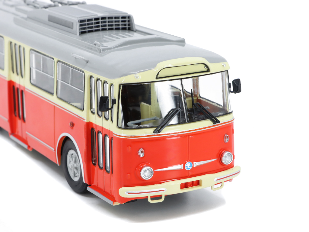 Skoda 9TR trolleybus in the colors of the Brno transport company | Modelsnavigator.com