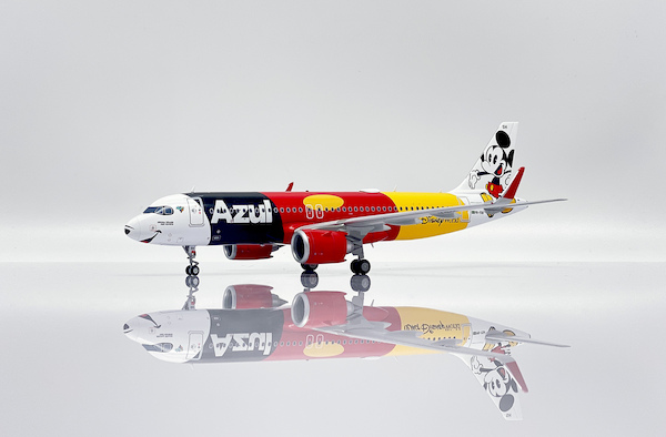 Airbus A320neo Azul "Mickey Mouse nas nuvens" | Modelsnavigator.com