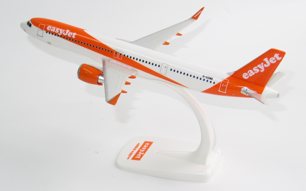 Airbus A321neo easyJet | Modelsnavigator.com