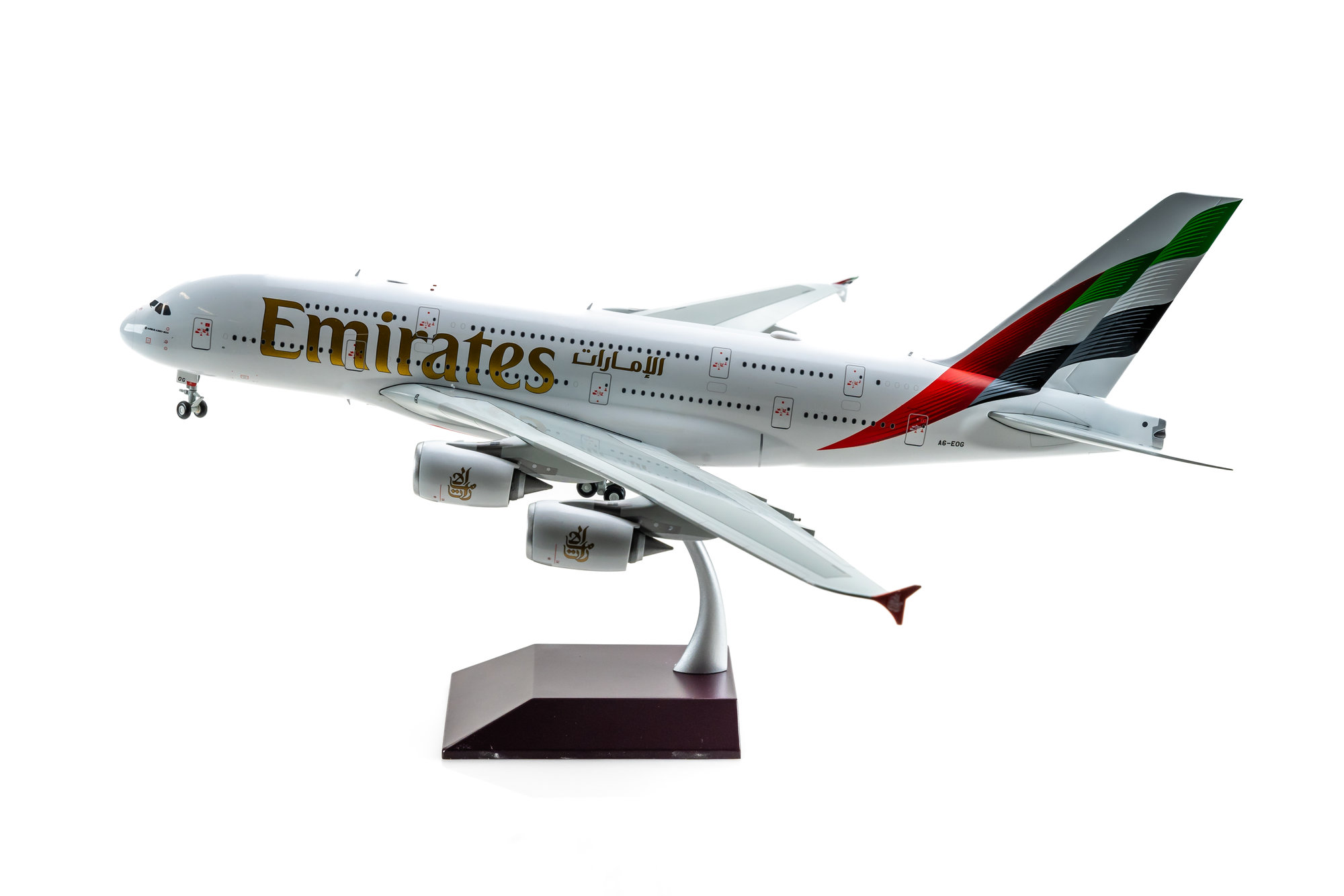Airbus A380-800 Emirates "NEW COLORS" | Modelsnavigator.com