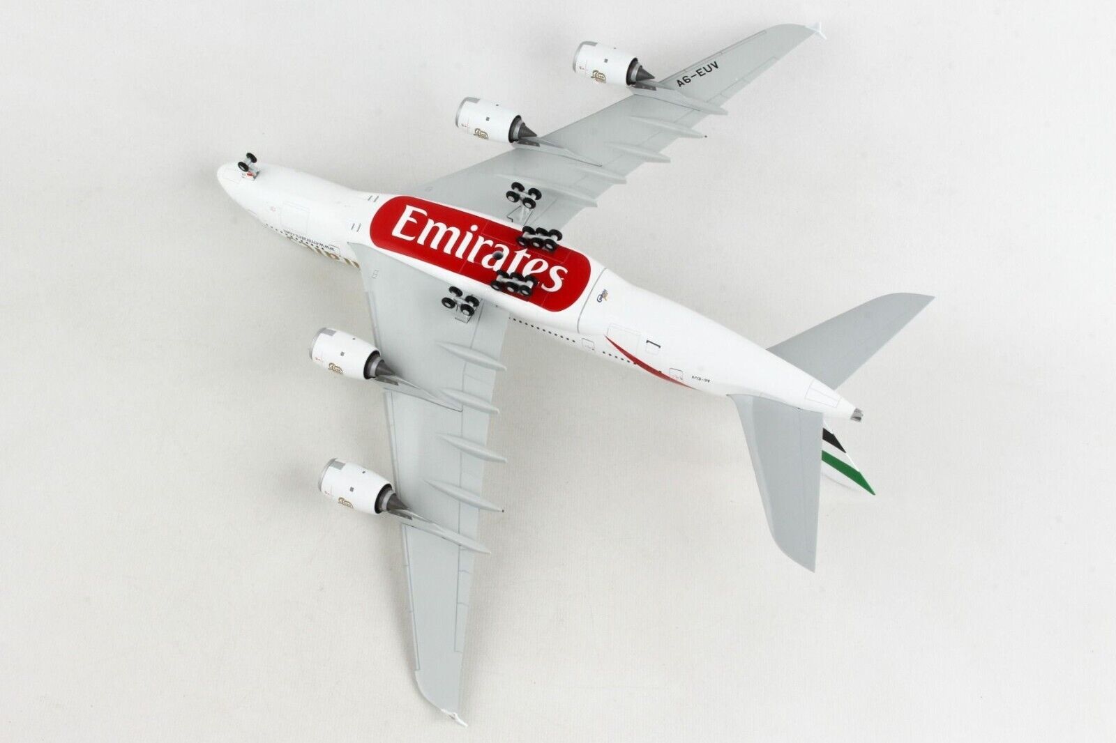 Airbus A380-800 Emirates no Expo logo | Modelsnavigator.com