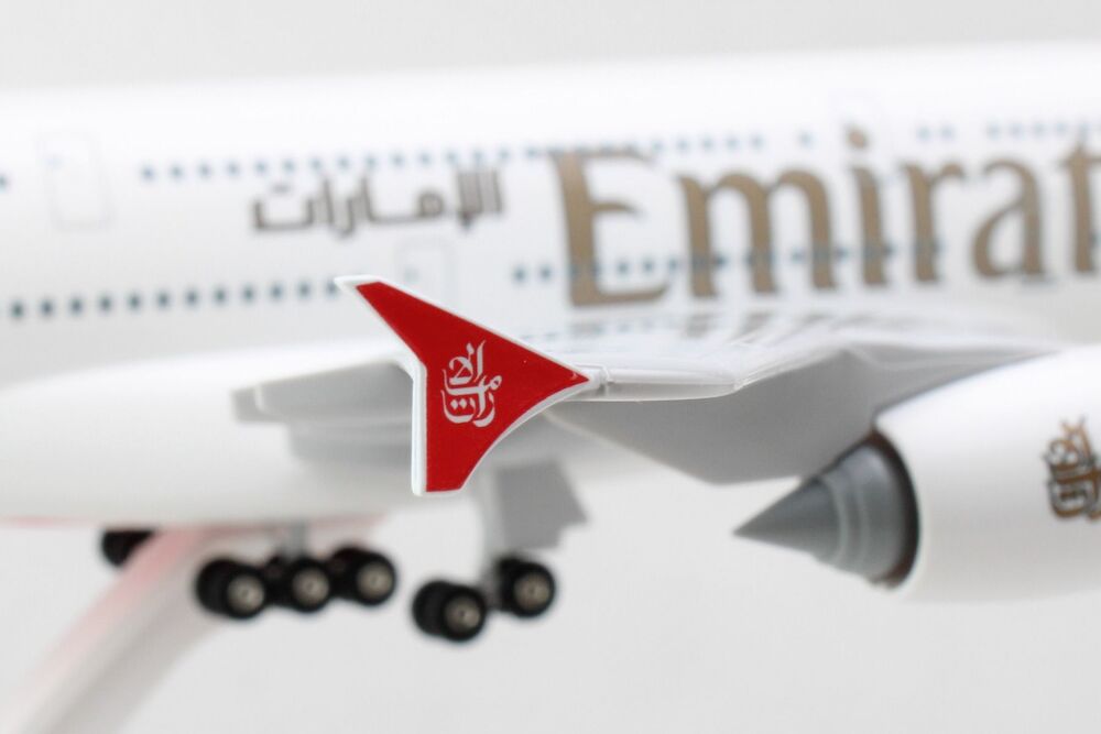 Airbus A380 Emirates | Modelsnavigator.com