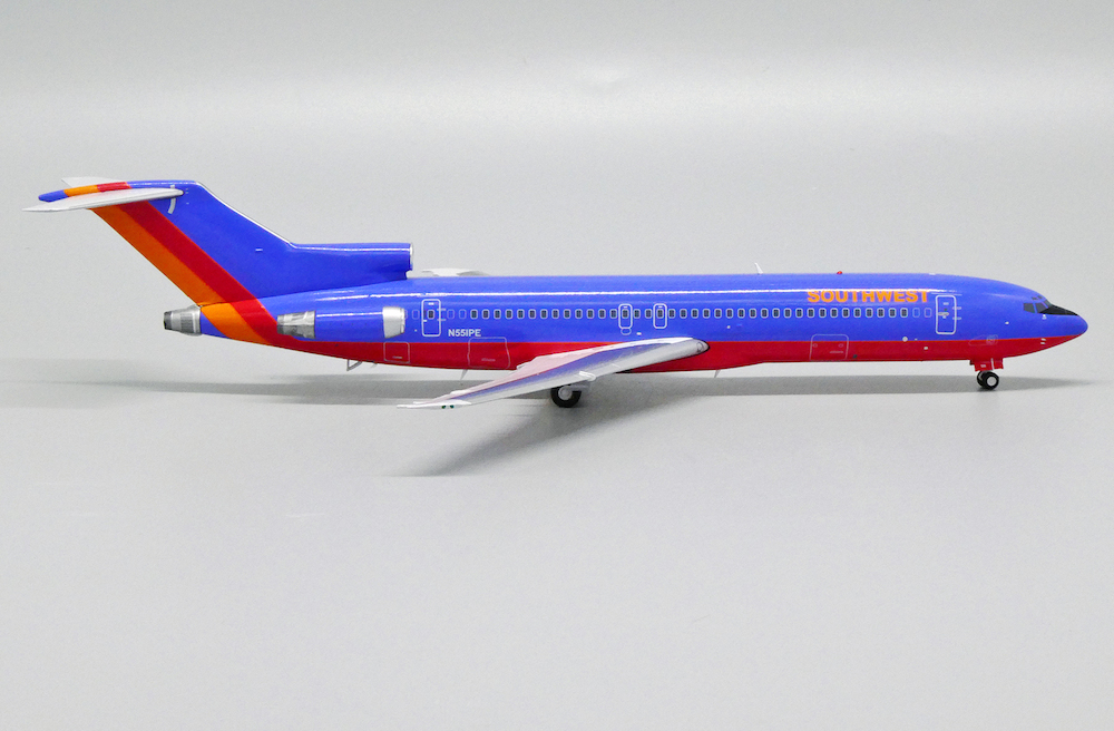 Boeing 727-200 Southwest Airlines "Fantasy Colors" | Modelsnavigator.com
