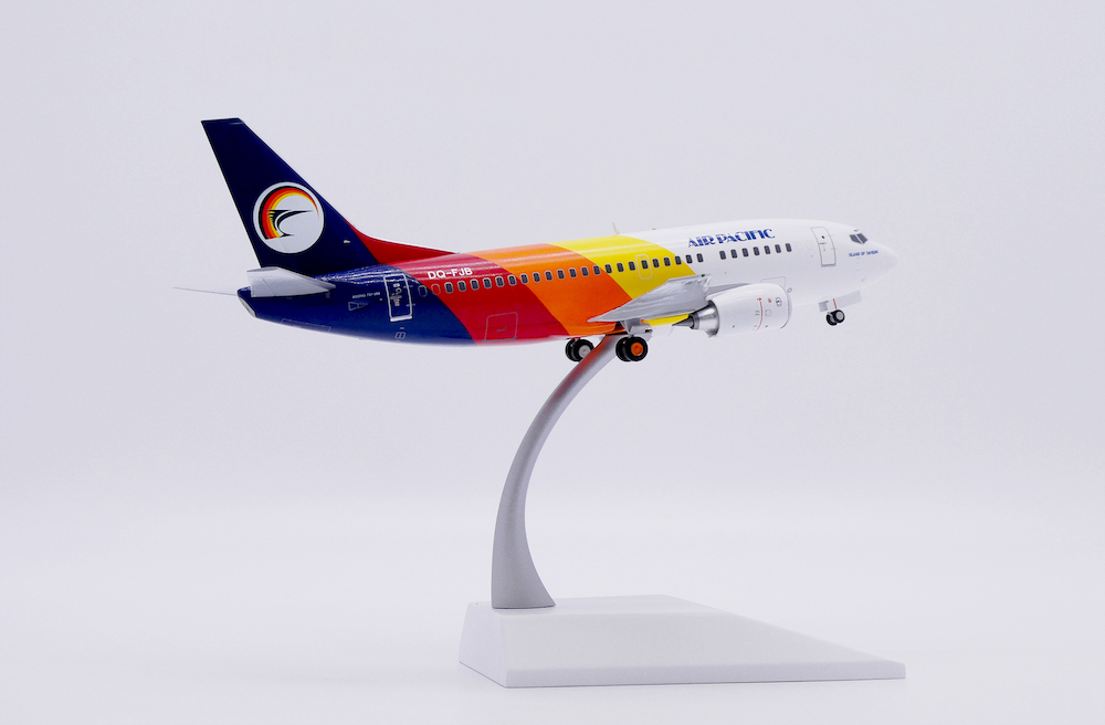 Boeing 737-500 Air Pacific | Modelsnavigator.com