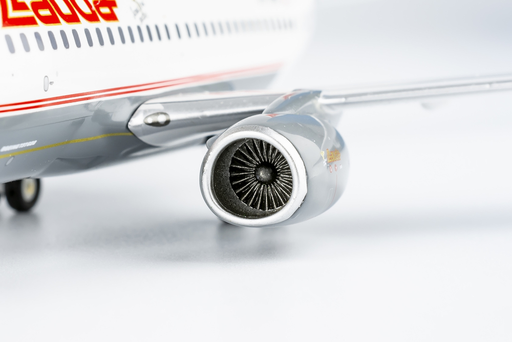 Boeing 737-600 Lauda | Modelsnavigator.com
