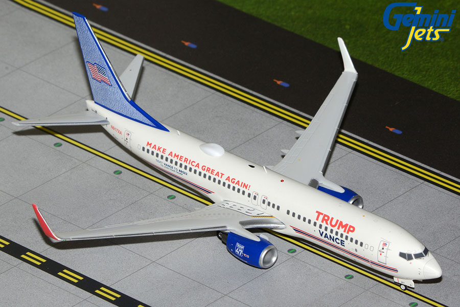 Boeing 737-800 Eastern Air Express | Modelsnavigator.com