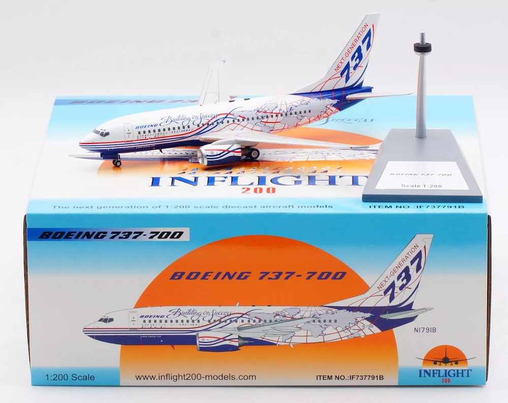 Boeing 737 MAX 8 Boeing House colors "Building on Succes ...