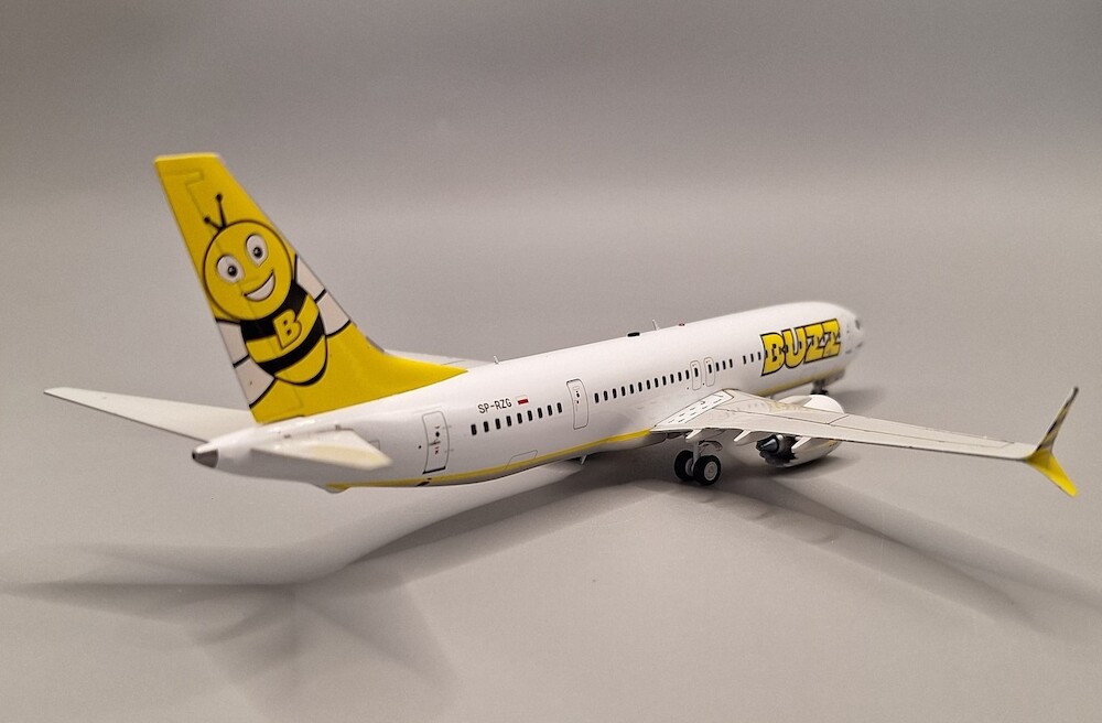 Boeing 737 Max 8 Buzz | Modelsnavigator.com