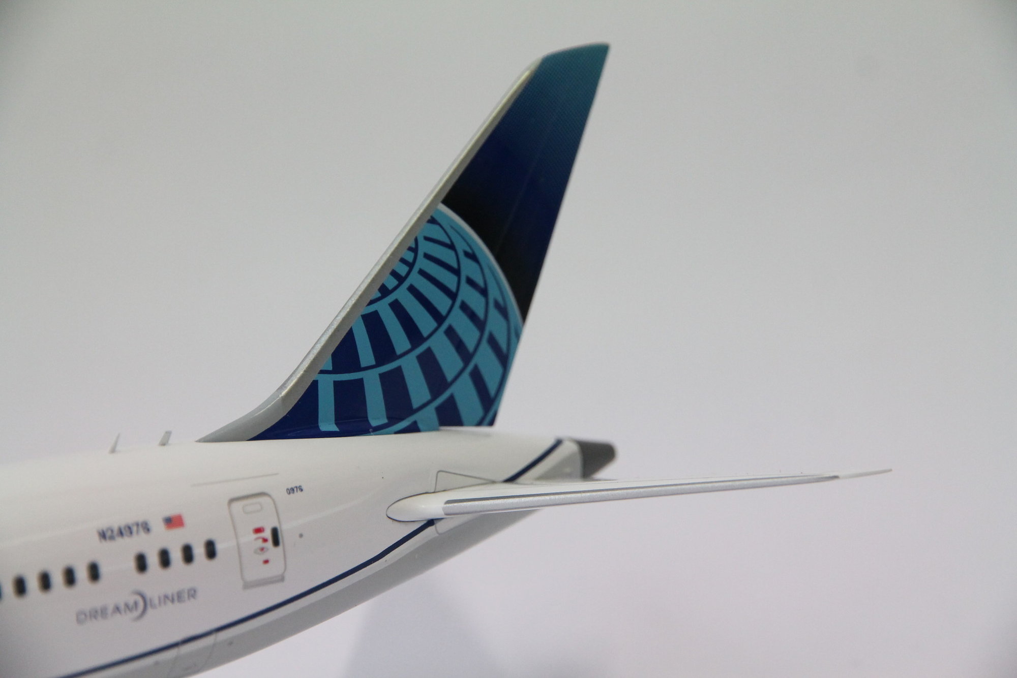 Boeing 737 MAX 8 United Airlines | Modelsnavigator.com