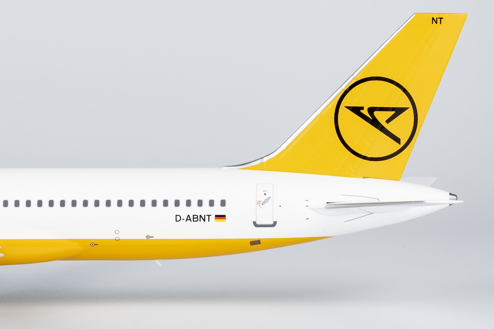 Boeing 757-200 Condor | Modelsnavigator.com