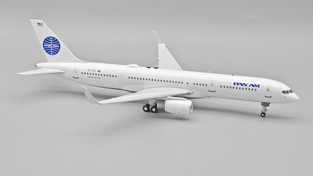 Boeing 757-200 PAN AM "Yankee Clipper II" | Modelsnavigator.com