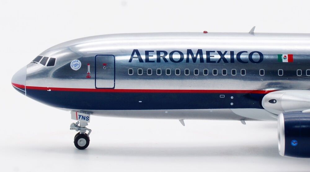 Boeing 767-200ER AeroMexico | Modelsnavigator.com
