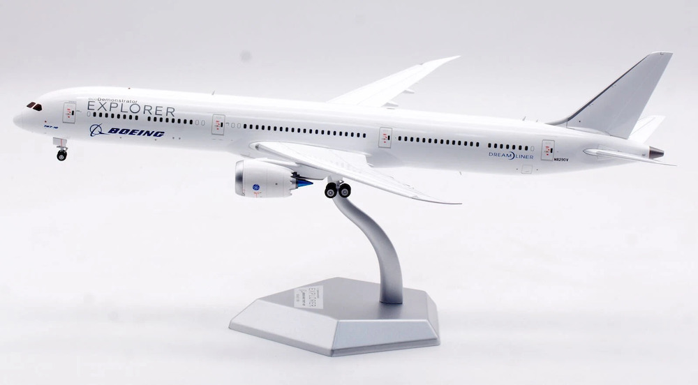 Boeing 787-10 Dreamliner Boeing House Color | Modelsnavigator.com