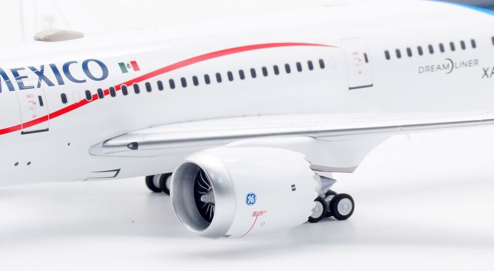 Boeing 787-8 Dreamliner AeroMexico | Modelsnavigator.com